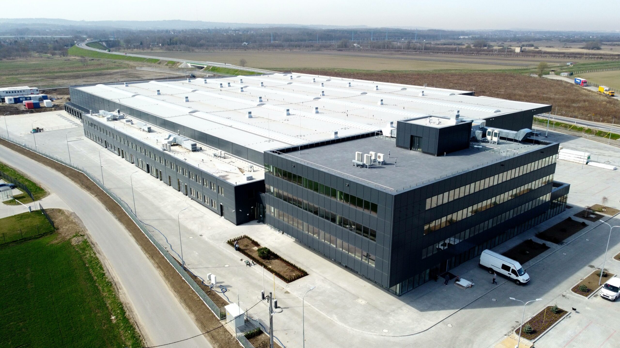 Nowa siedziba i fabryka SMAY - G2J CONSULTING